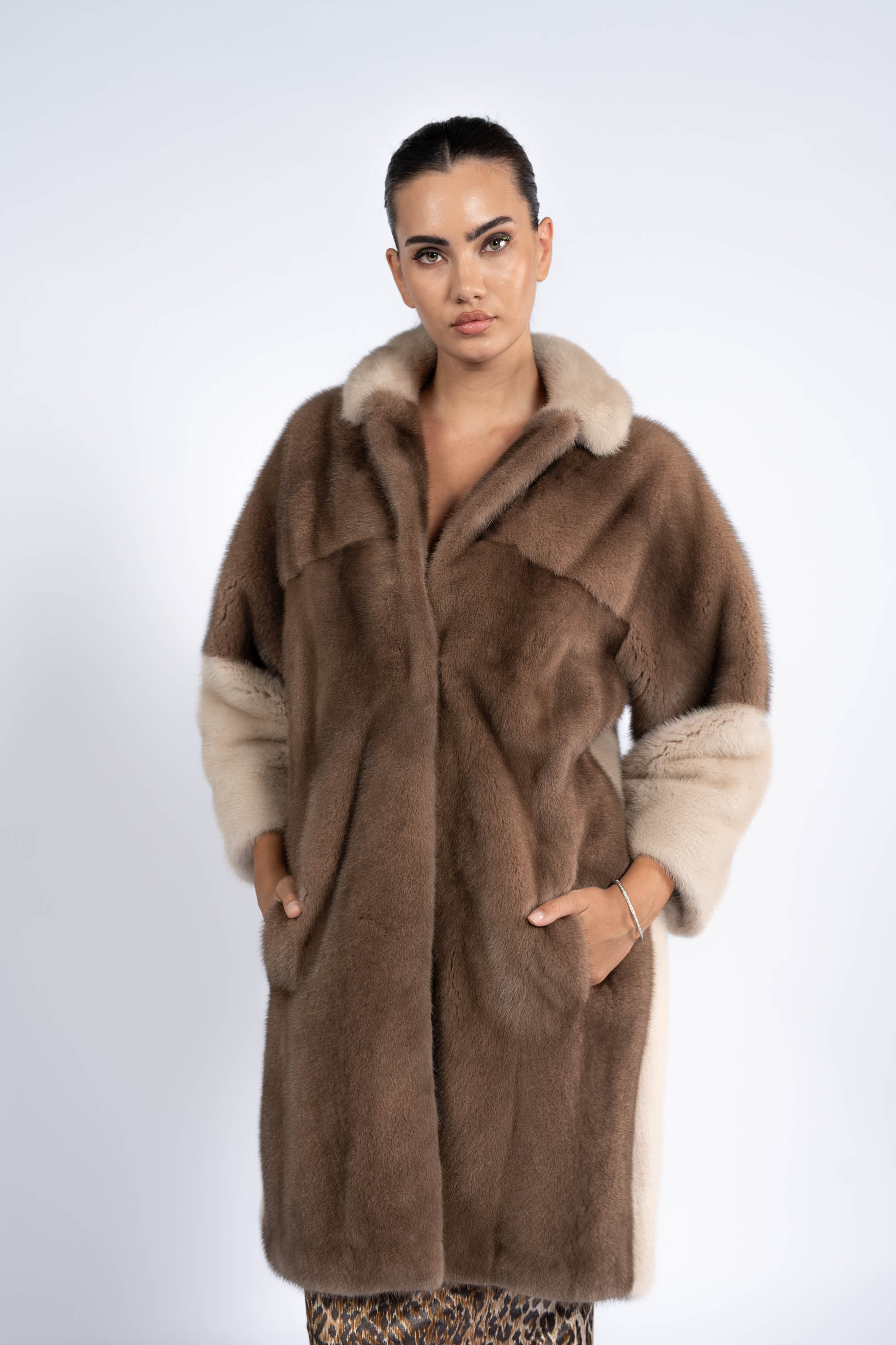 Haina blana naturala vizon duo culori. maro-bj, 90cm