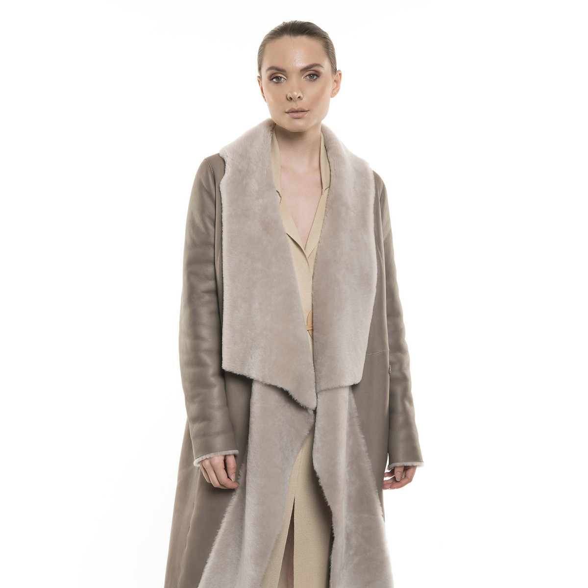 Cojoc din Blana Naturala | Cojoace Dama | Paisi Shop