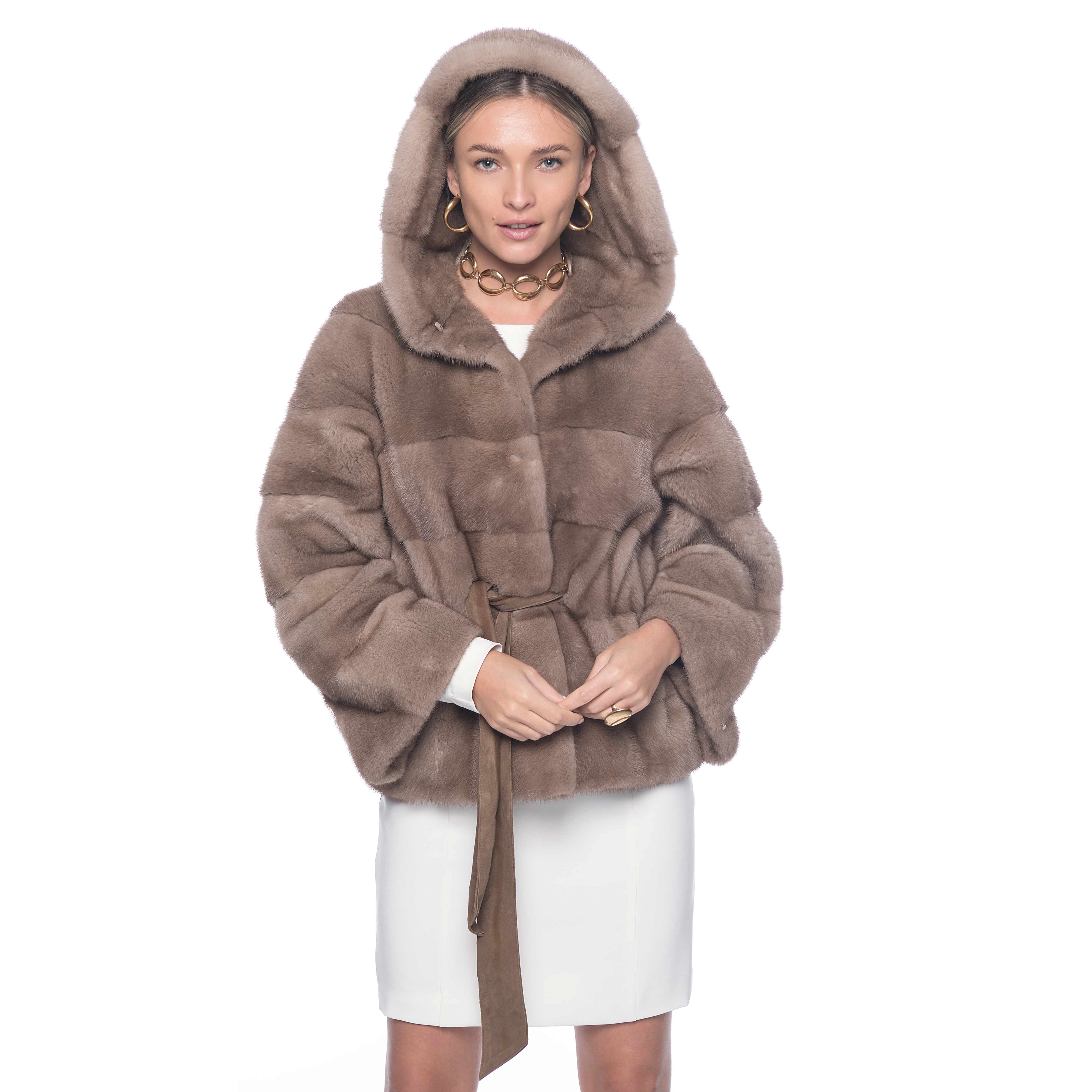 Haina blana vizon/nurca, cu gluga, bej pastel, 65 cm